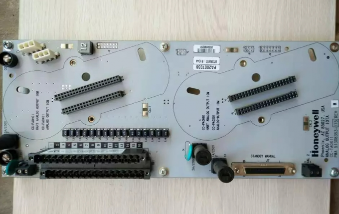 CC-TAOX11 Honeywell Analog Output Module IOTA Module DCS Parts In Stock