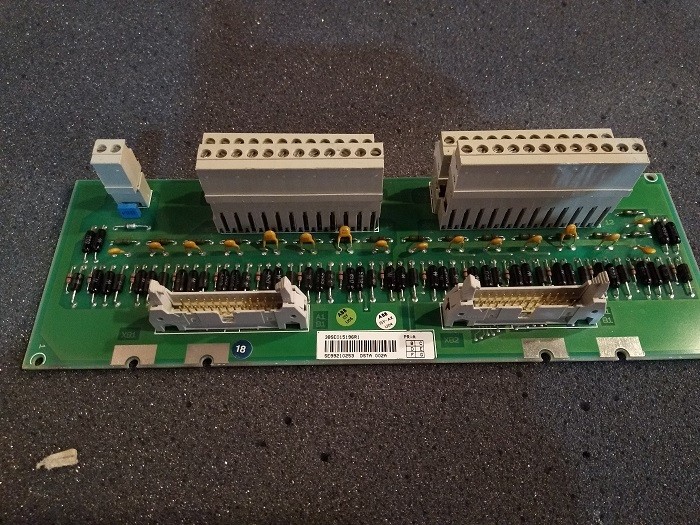DSTA155P ABB S100 I/O Termination Units Connection Unit PLC Spare Parts ...